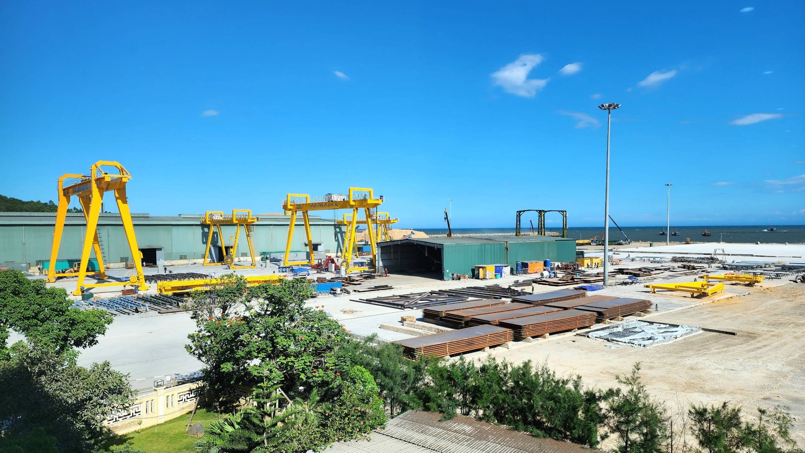 PTSC Thanh Hóa tổ chức Lễ First Cut gói thầu Suction Bucket - Dự án CHW2204